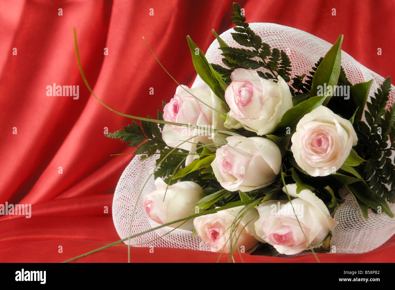 Seven red roses hi-res stock photography and images - Alamy