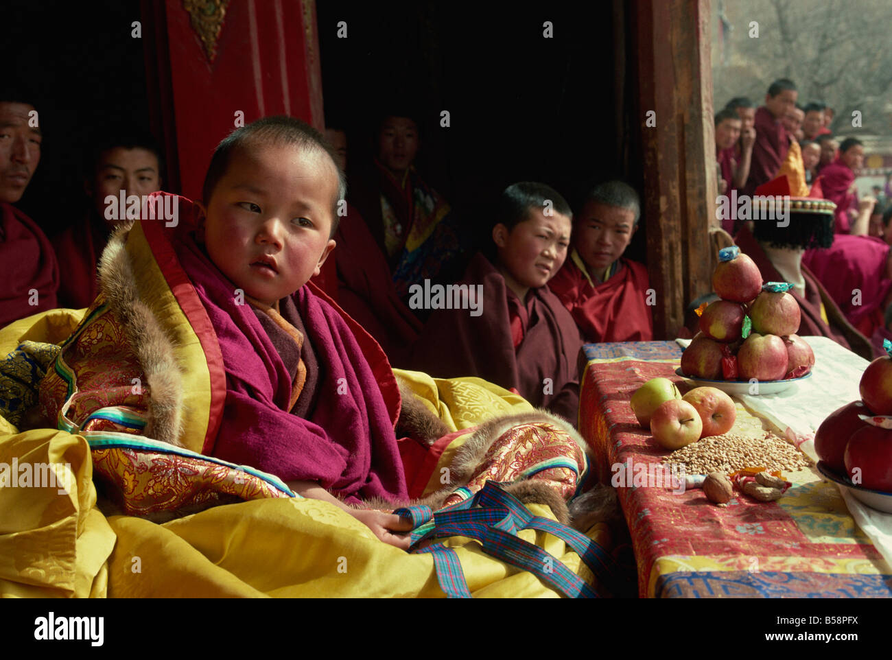 Tibetan culture and customs hi-res stock photography and images - Alamy