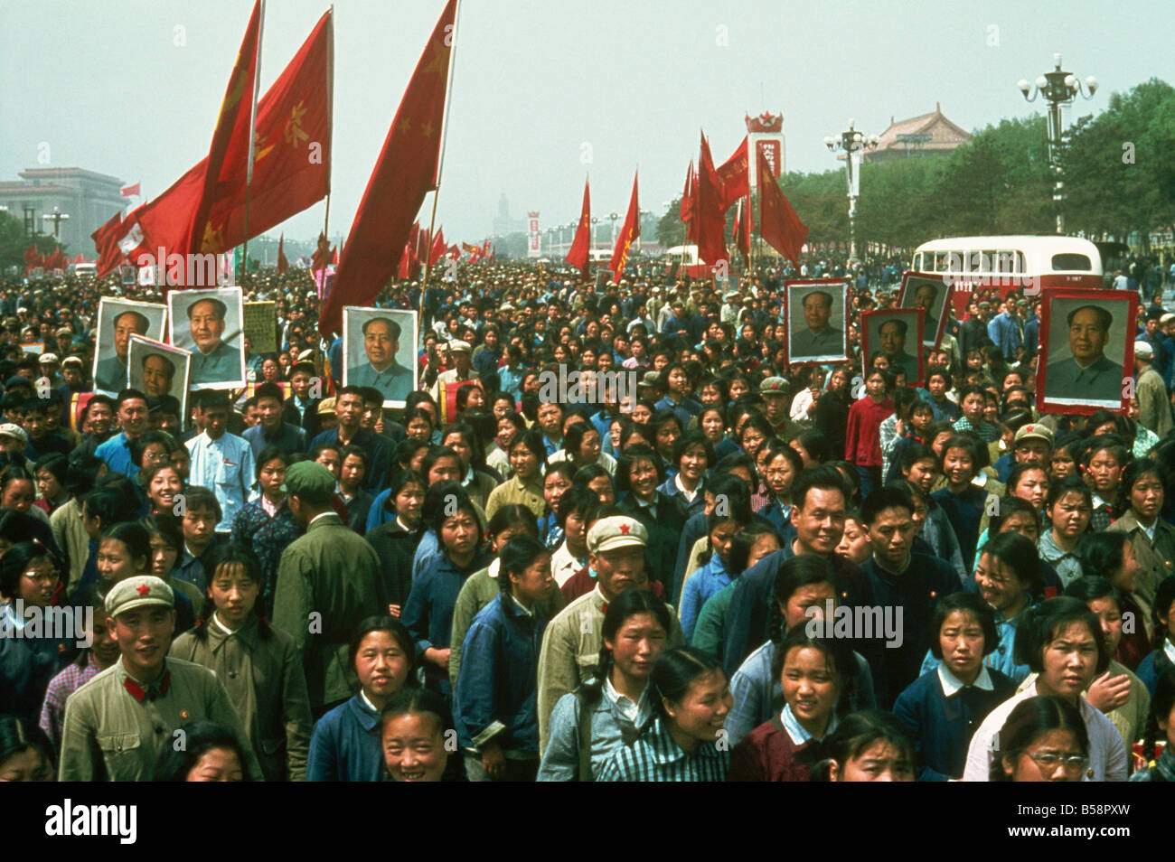 Cultural revolution china hi-res stock photography and images - Alamy