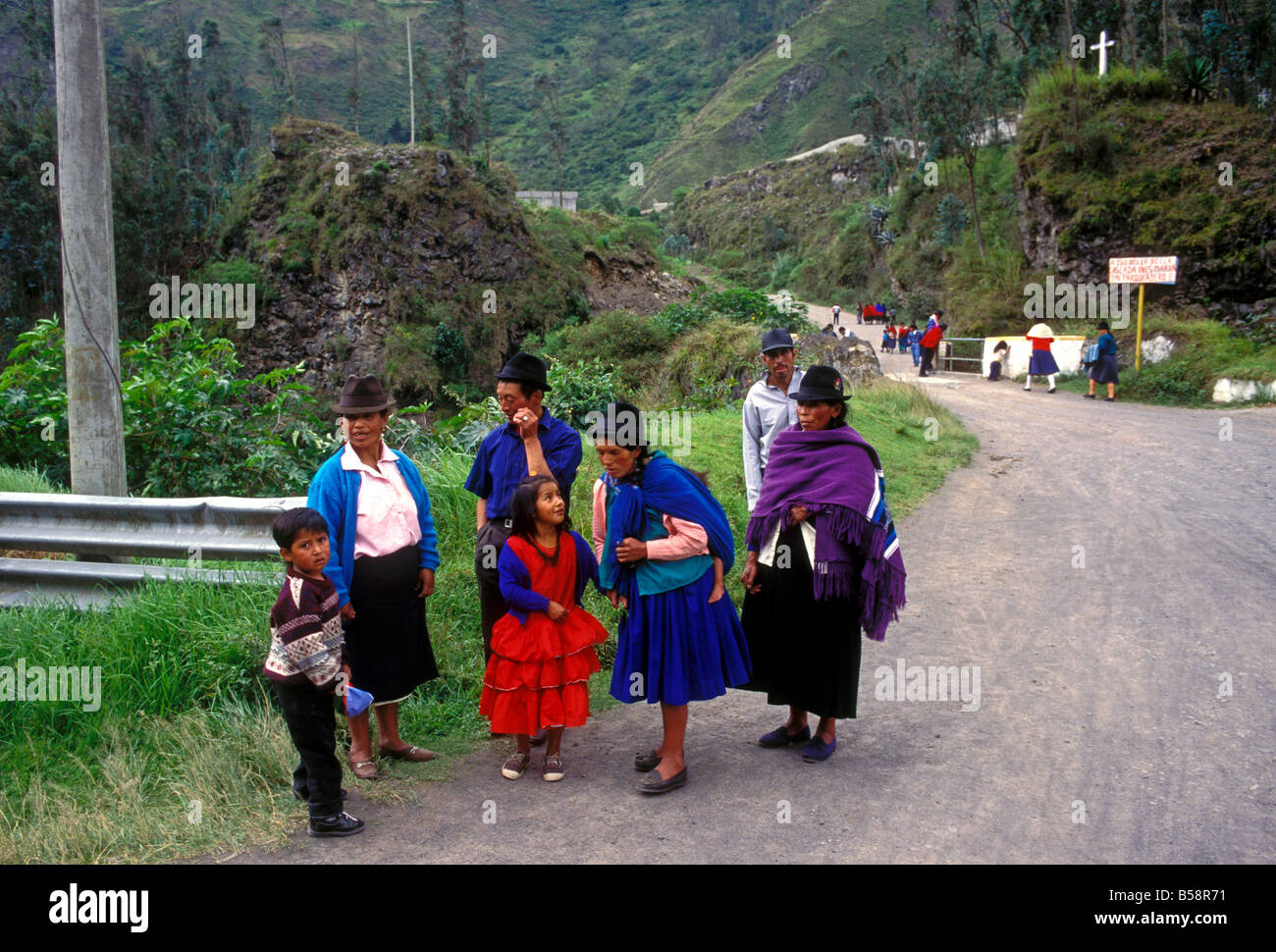 Ecuadorans Ecuadoran people grandparents and grandchildren family ...