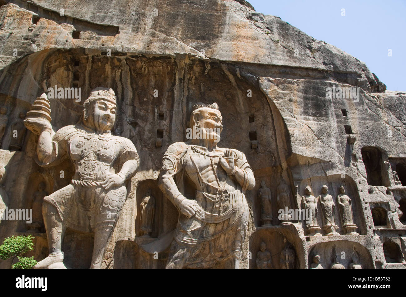 Carved Buddha images at Longmen Caves, Dragon Gate Grottoes, dating ...