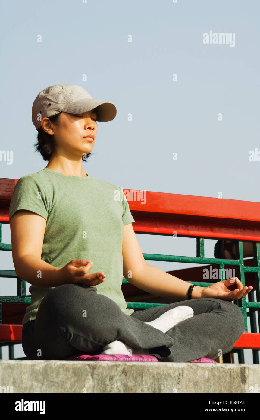 Meditation reiki hi-res stock photography and images - Alamy