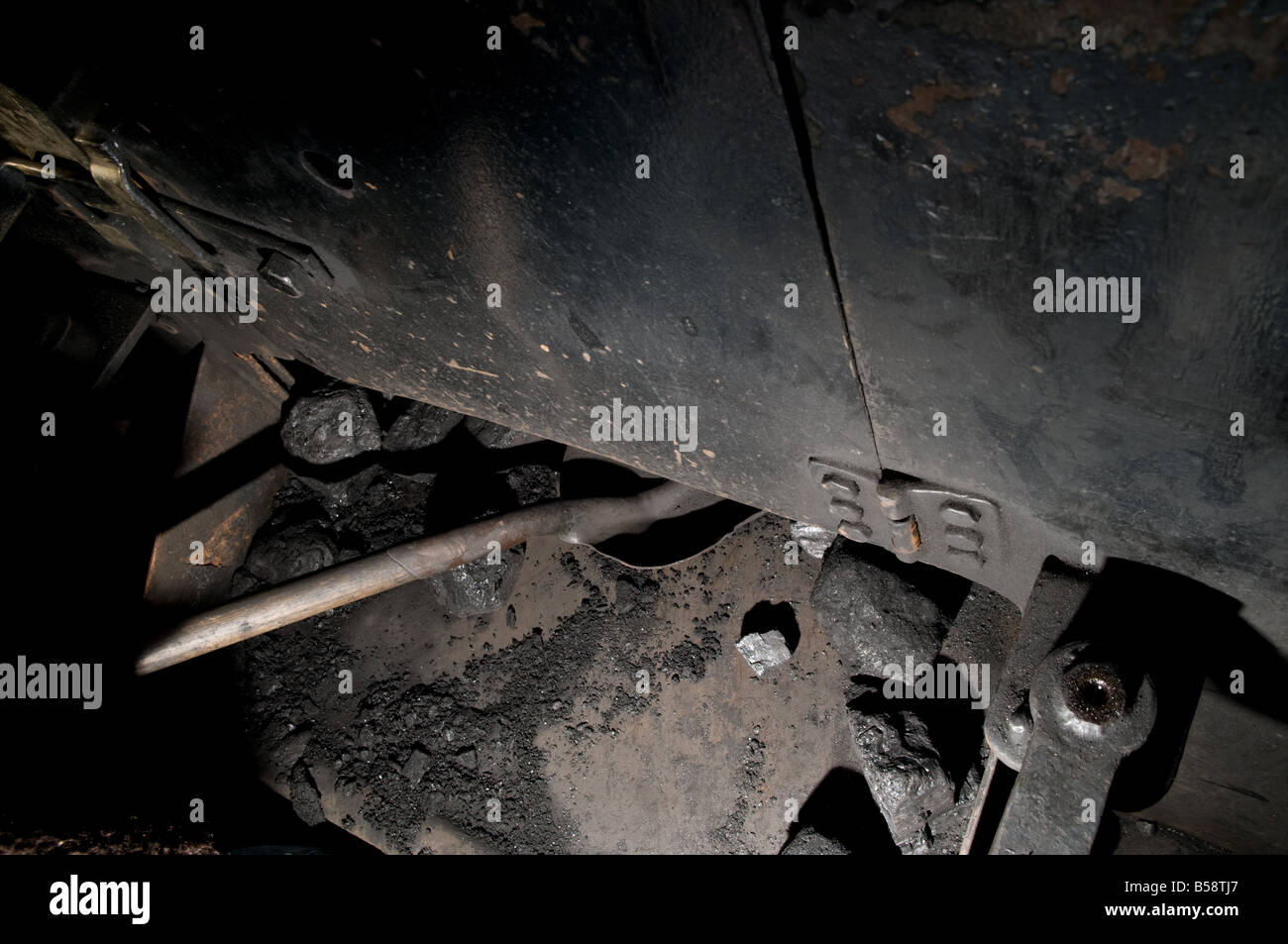 Coal shovel hi-res stock photography and images - Alamy