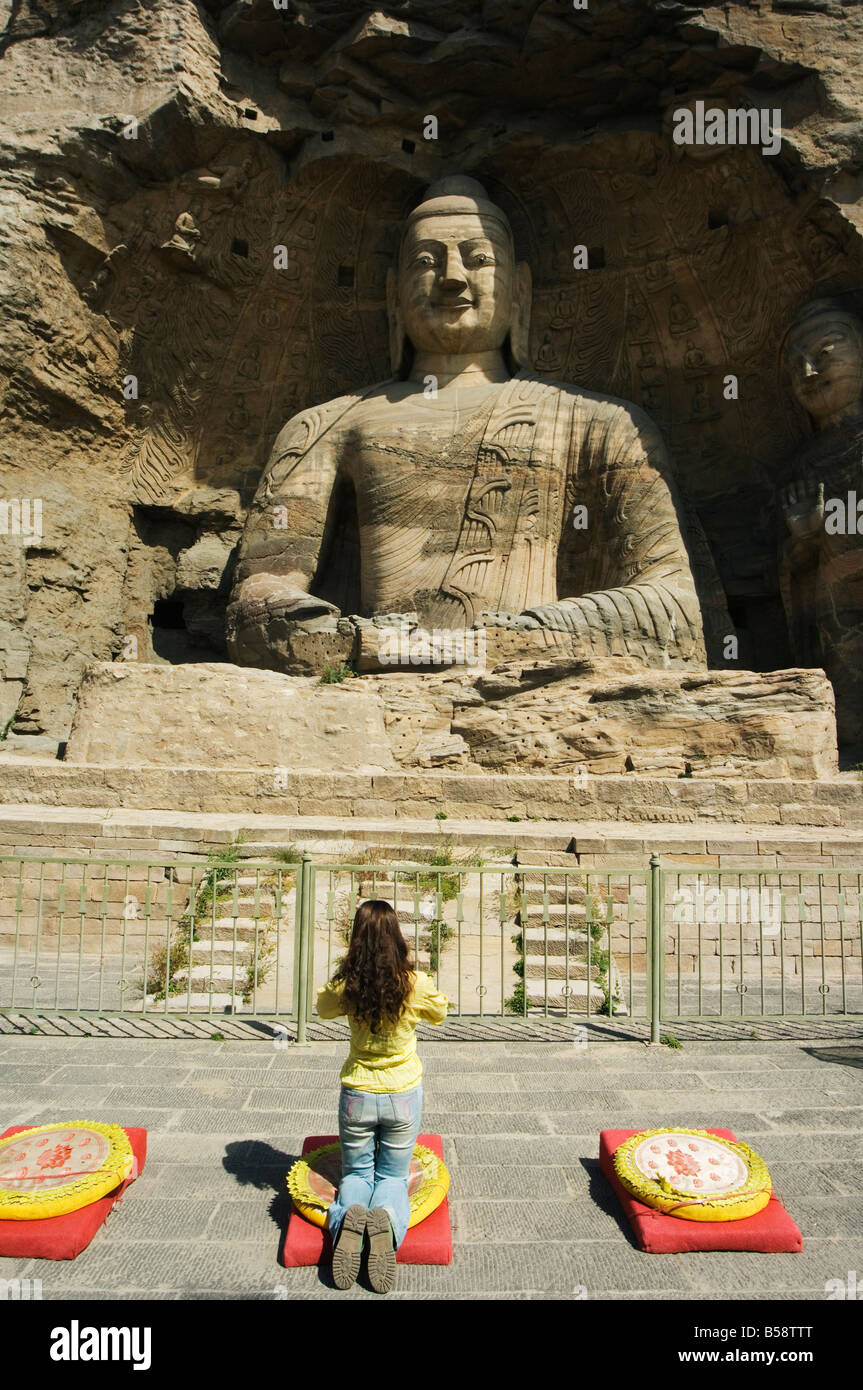 Buddhist statues of Yungang Caves cut during the Northern Wei Dynasty ...