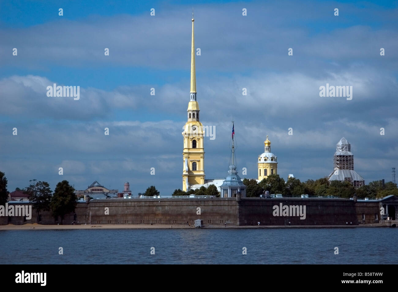 Peter and Paul Fortress viewed across the Neva river, Saint Petersburg, Russian Federation Stock ...