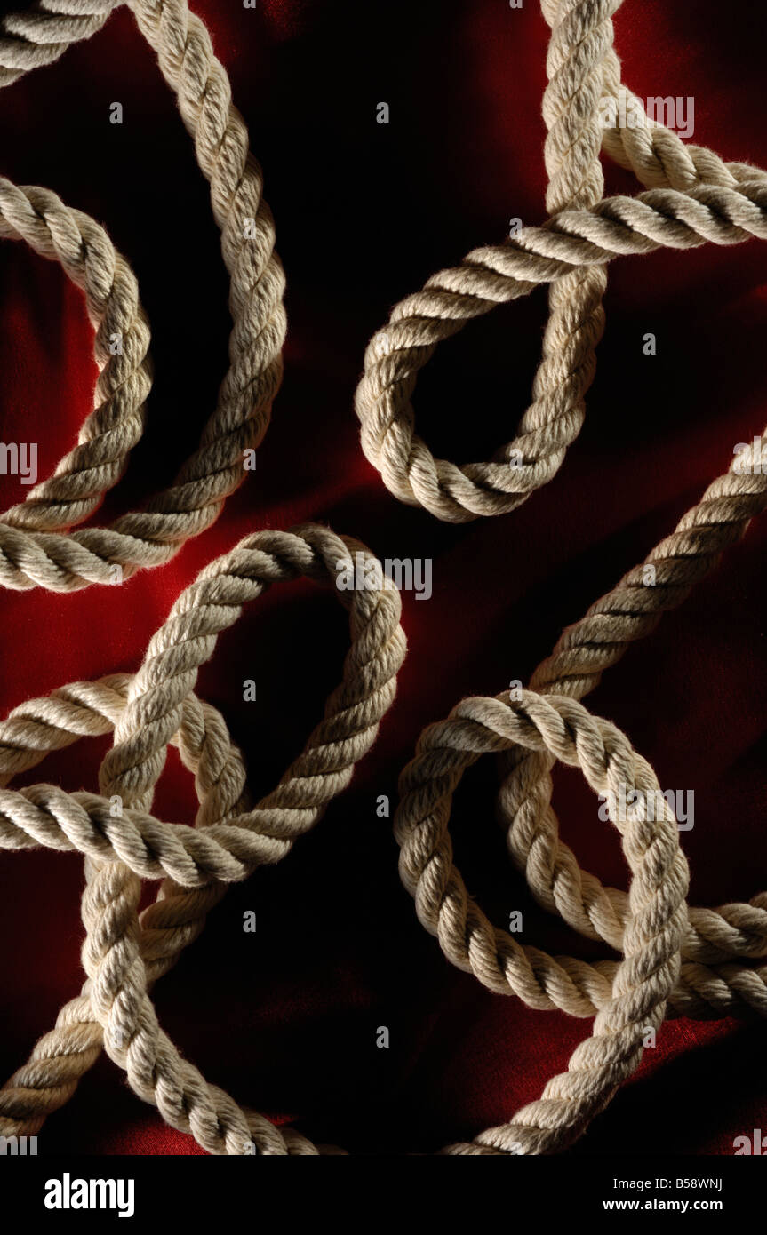 Twisted rope hi-res stock photography and images - Alamy