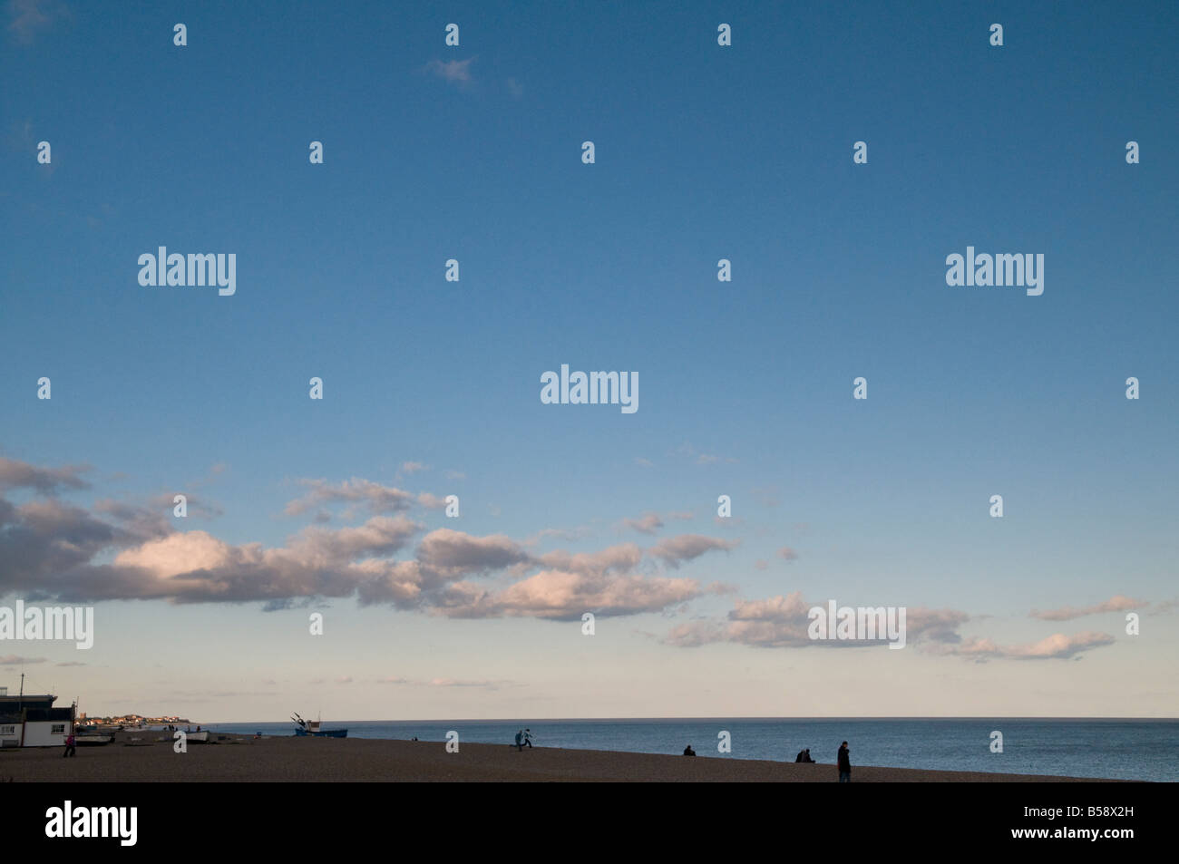 Aldeburgh seafront, suffolk hi-res stock photography and images - Alamy