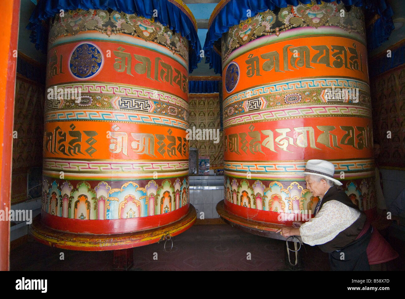 Jingang temple hi-res stock photography and images - Alamy
