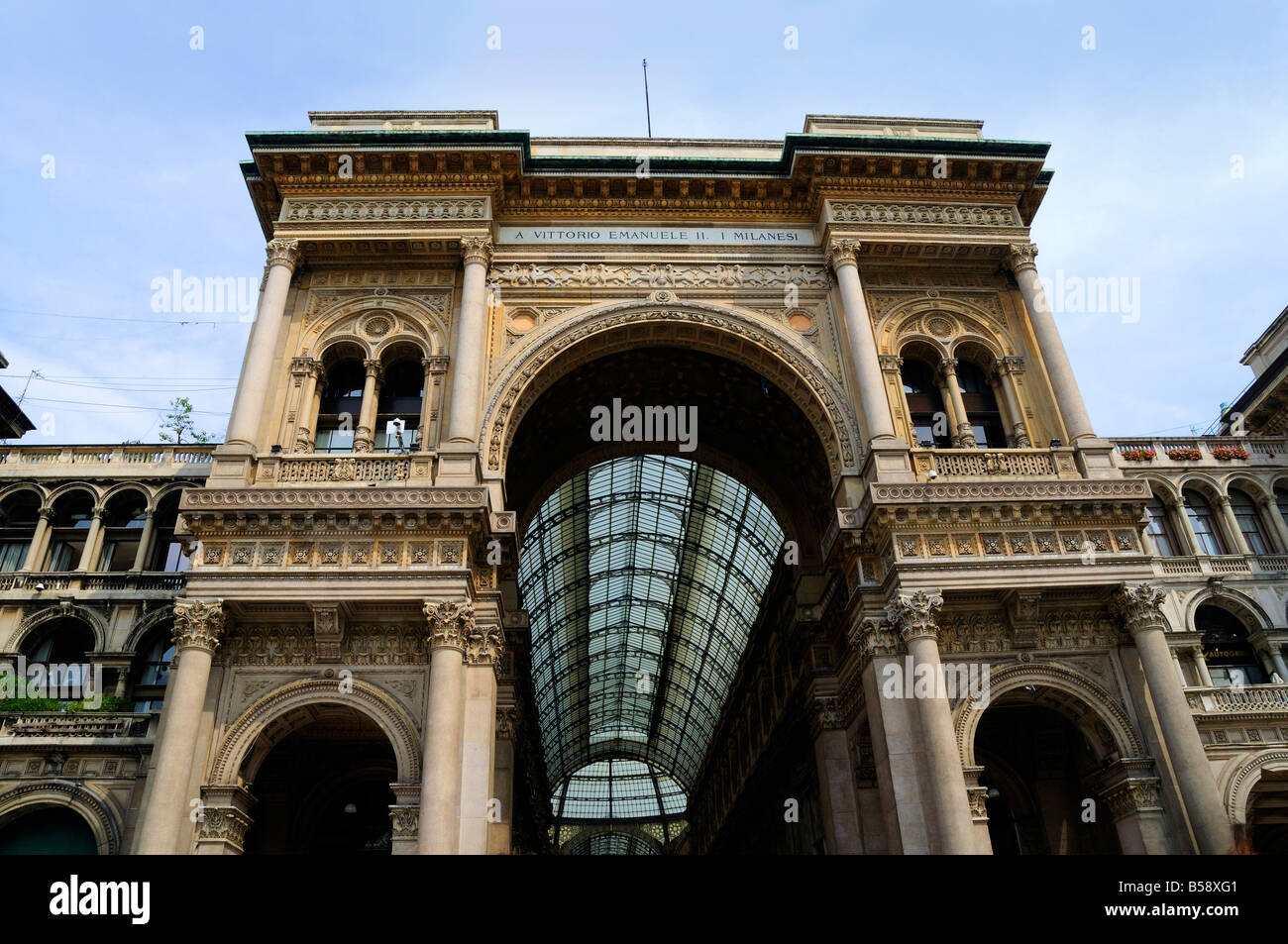 First mall in la hi-res stock photography and images - Alamy