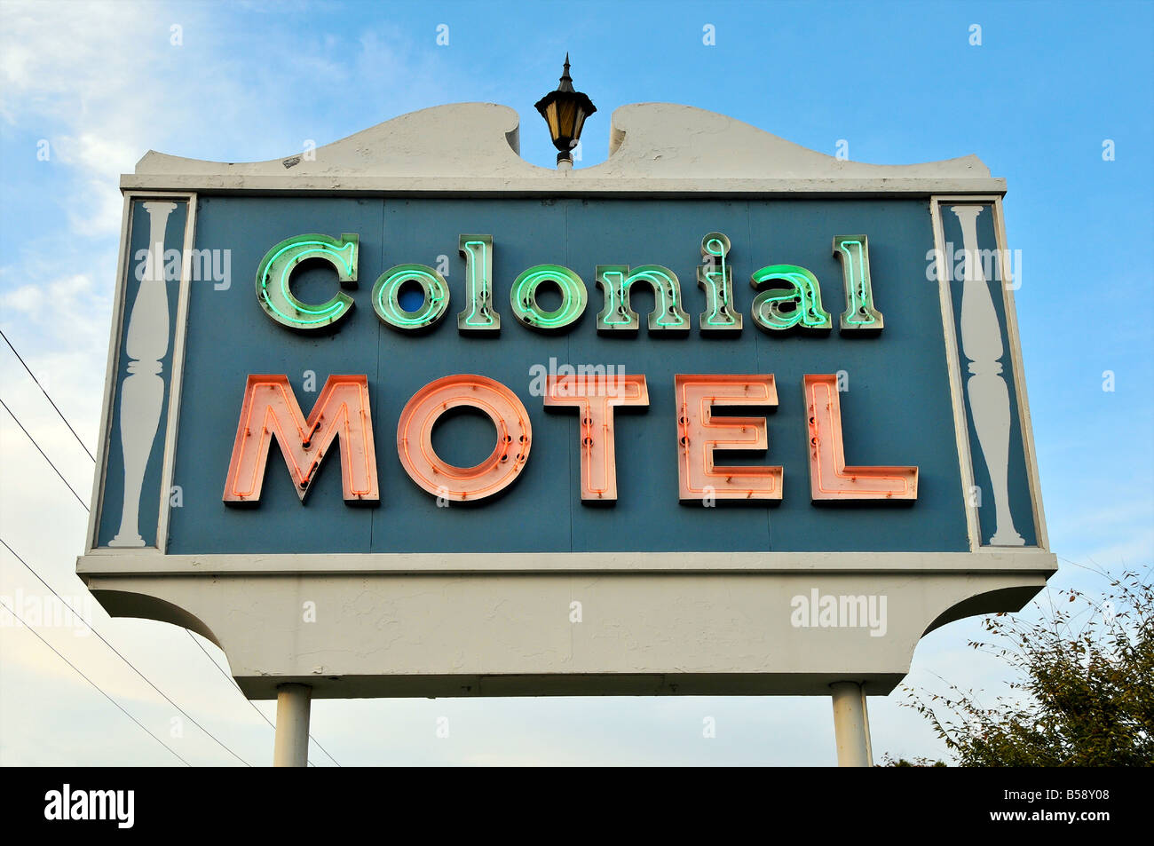 Vintage Motel Sign Stock Photos & Vintage Motel Sign Stock Images - Alamy