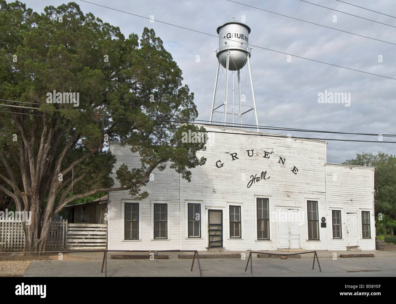 Gruene Hall Texas Stock Photos & Gruene Hall Texas Stock Images - Alamy