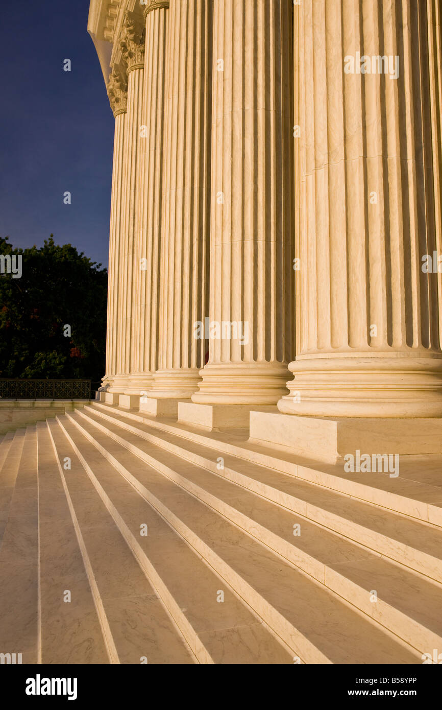 WASHINGTON DC USA Columns in front of the United States Supreme Court ...