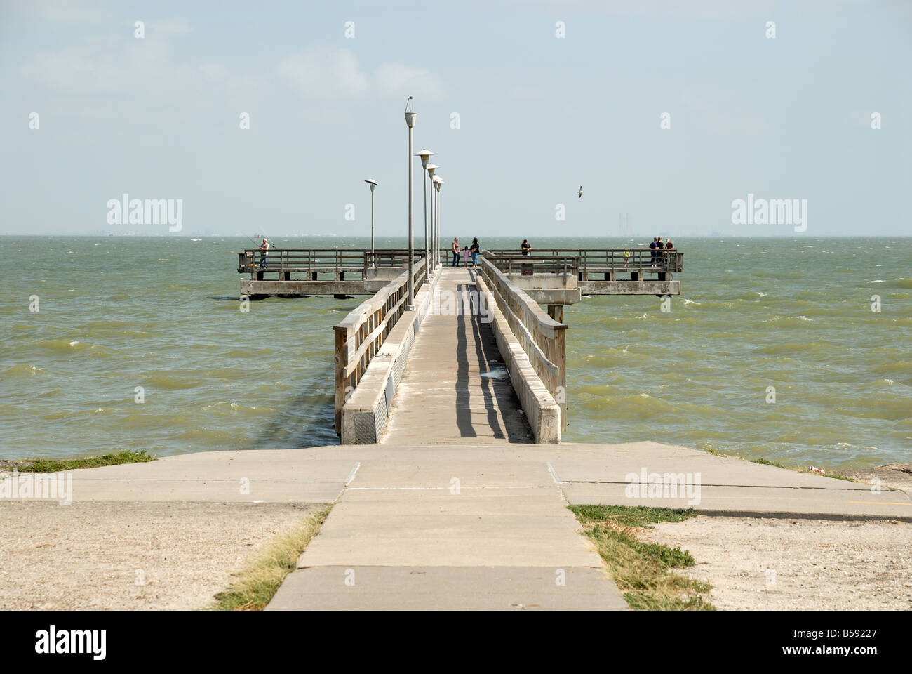 Corpus christi texas pier hi-res stock photography and images - Alamy