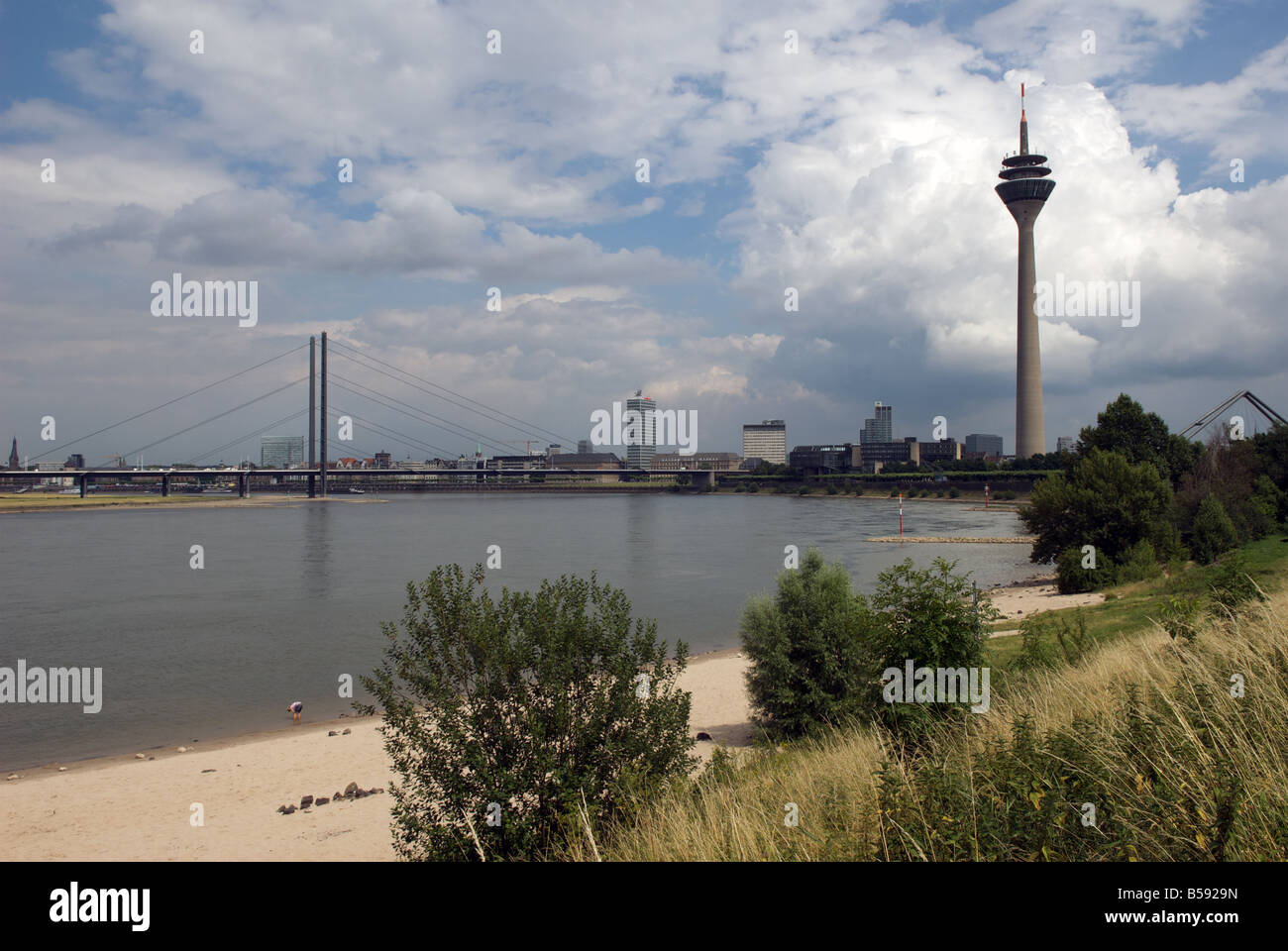 Rhine beach hi-res stock photography and images - Alamy