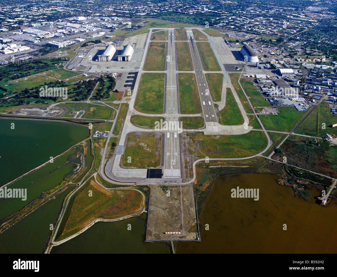 Moffett field hi-res stock photography and images - Alamy