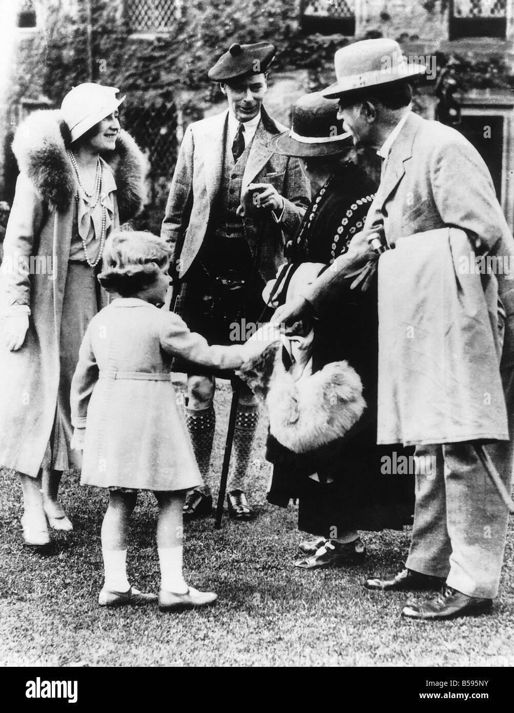 Princess elizabeth duke of york Black and White Stock Photos & Images ...