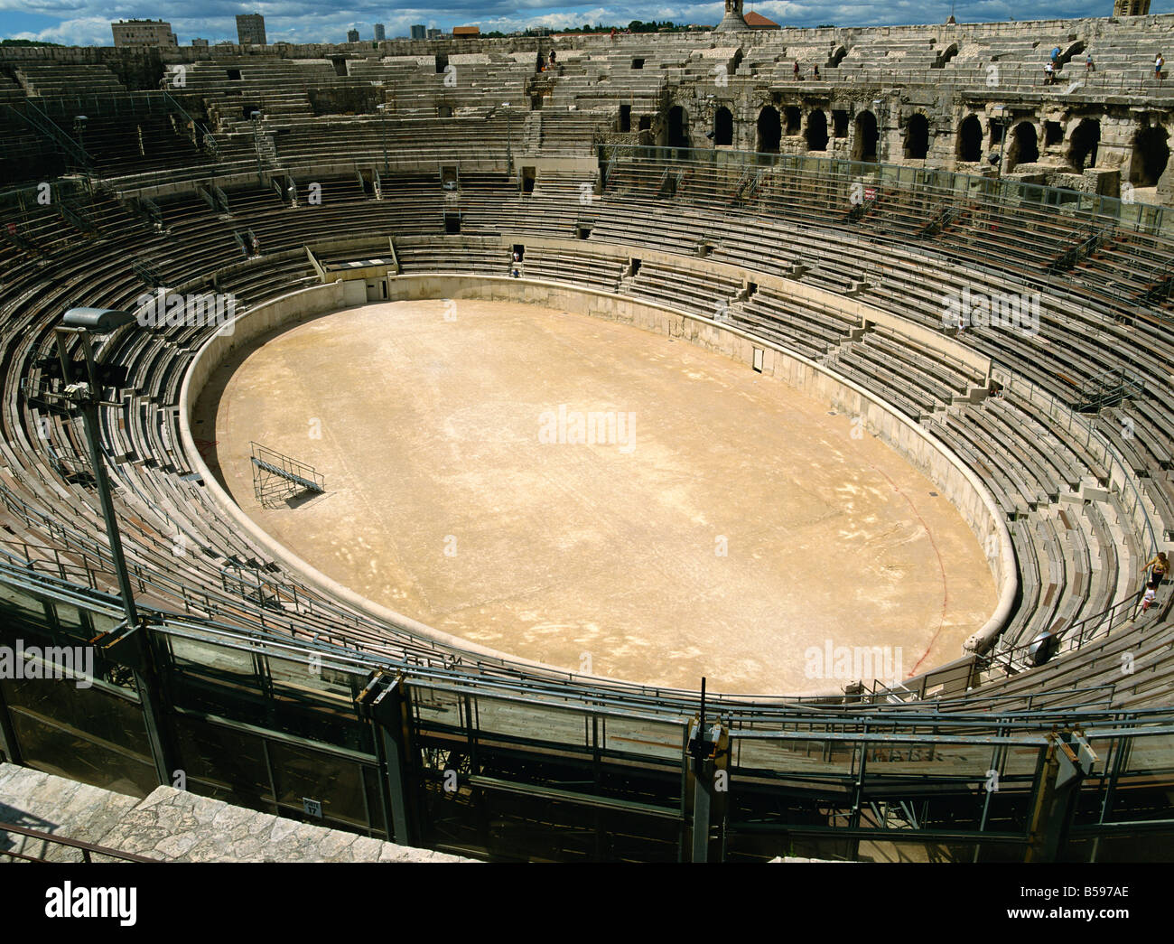 Roman amphitheatres france hi-res stock photography and images - Alamy