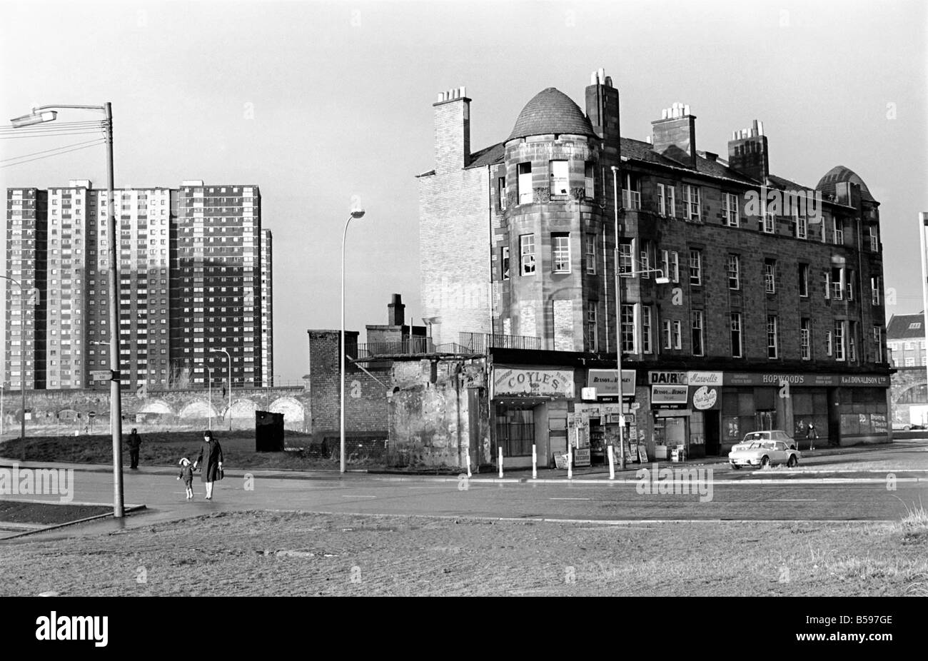 Glasgow: Architecture. General Scenes from the Gorbals were few of the ...