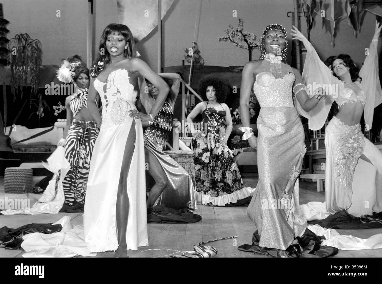 The Black Mikado: There has never been a 'Mikado' like this!. Gilbert ...