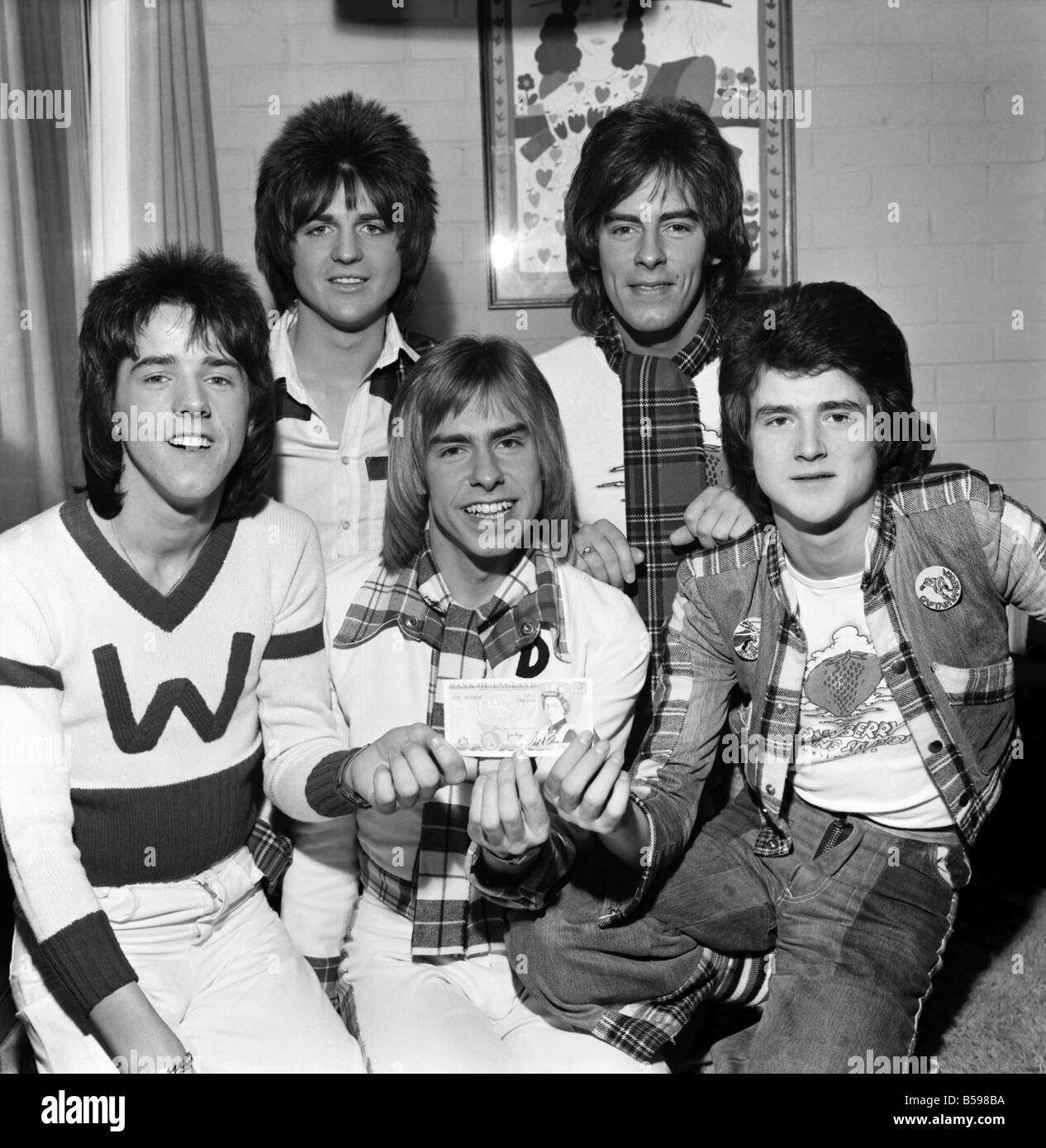 Bay city rollers 1975 hi-res stock photography and images - Alamy