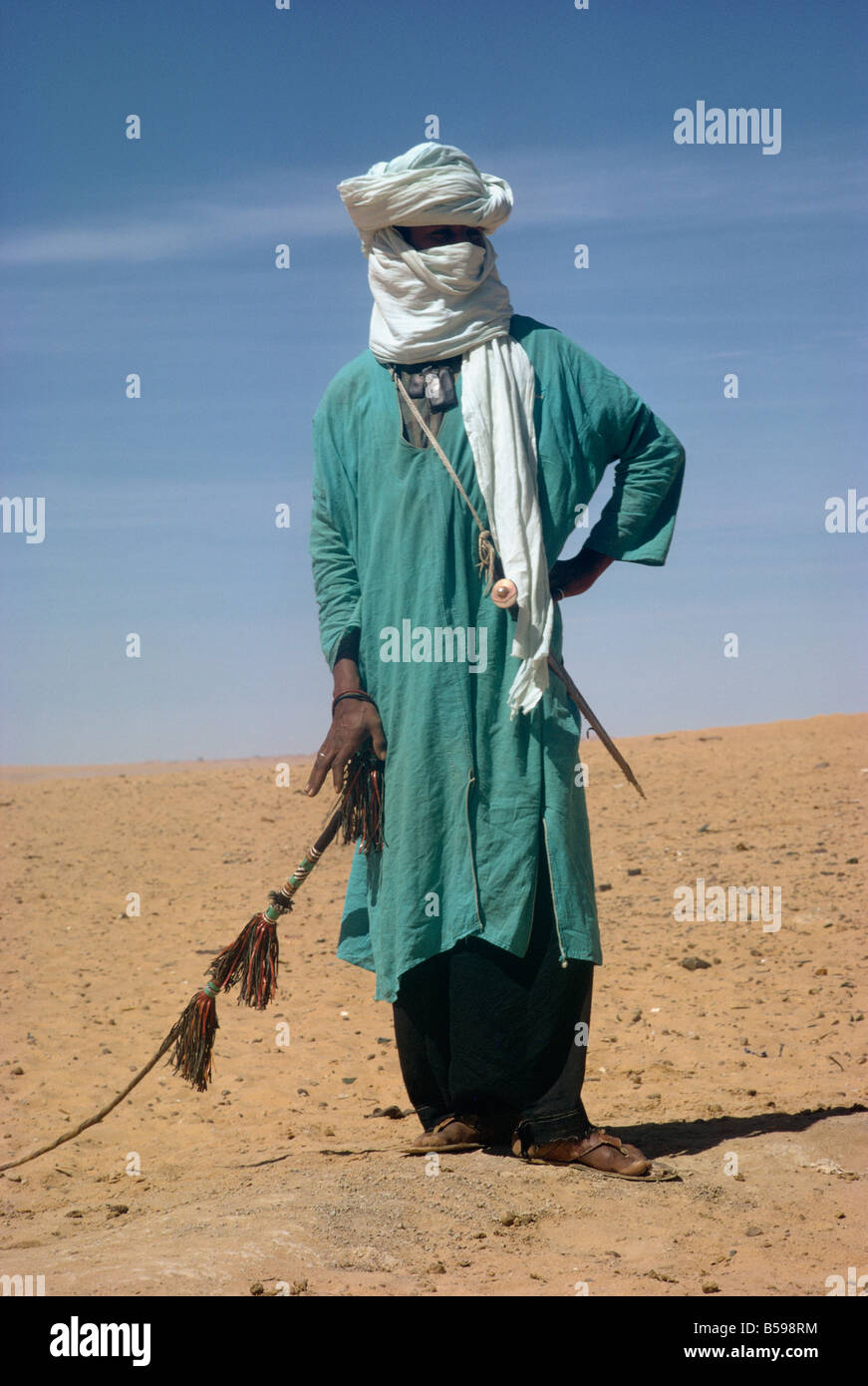 Tuareg man in traditional dress Algeria Africa Stock Photo - Alamy