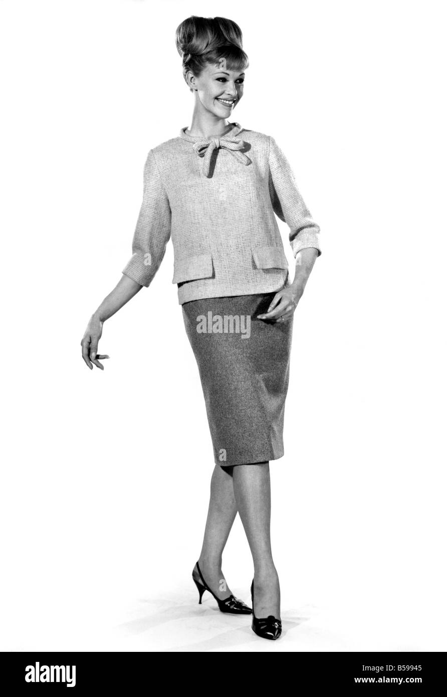 Modeling Skirt High Resolution Stock Photography and Images - Alamy