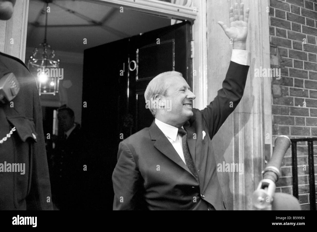 Ted Heath arrives at no 10. The new Prime Minister arriving at No 10 ...