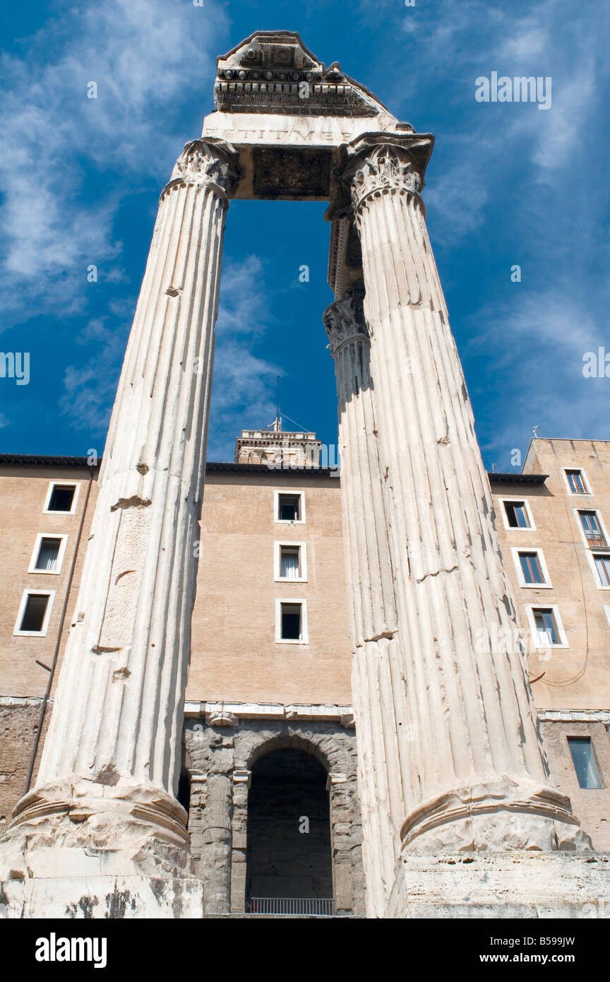 Stone column hi-res stock photography and images - Alamy