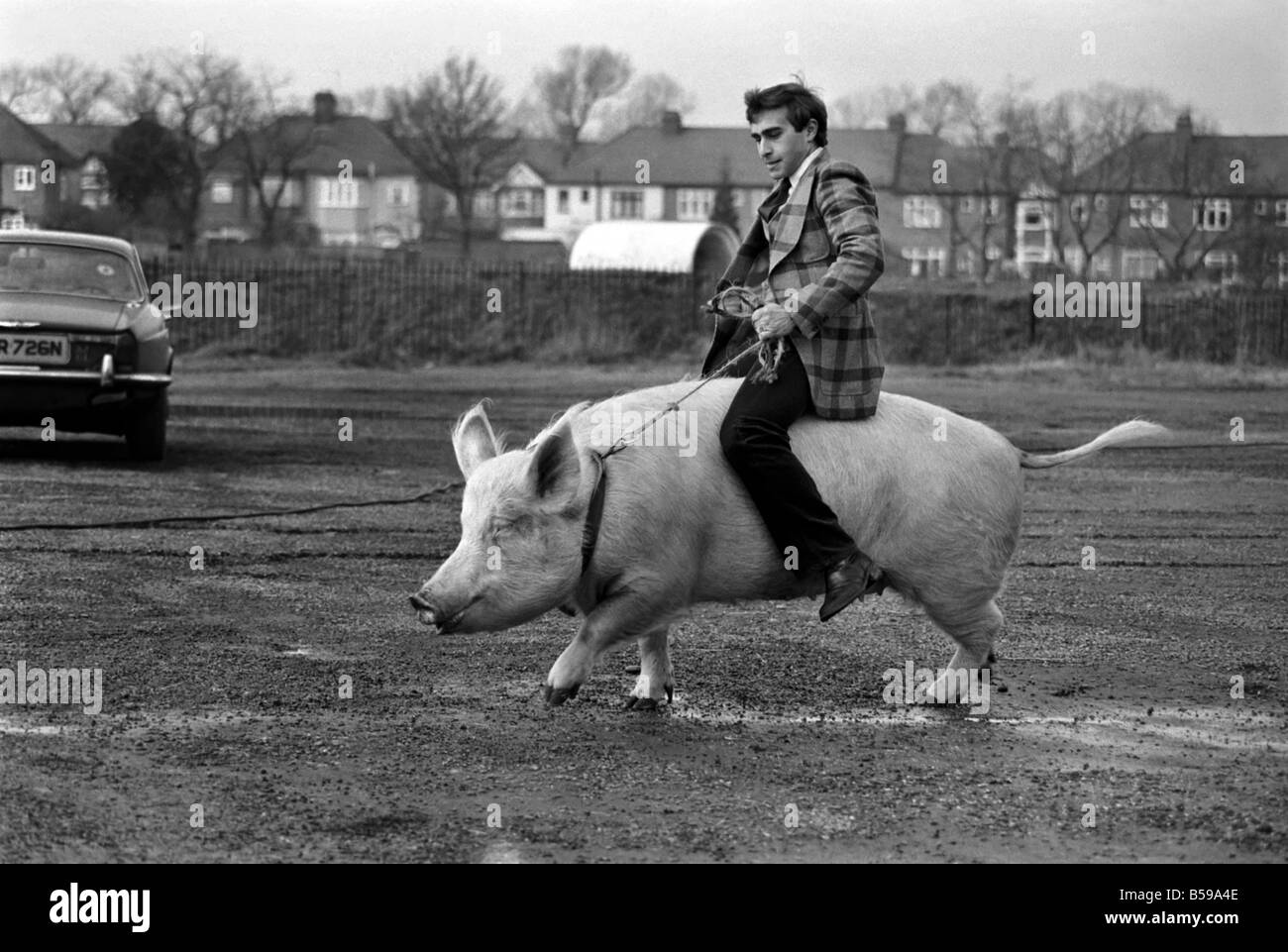 Chipperfields circus Black and White Stock Photos & Images - Alamy