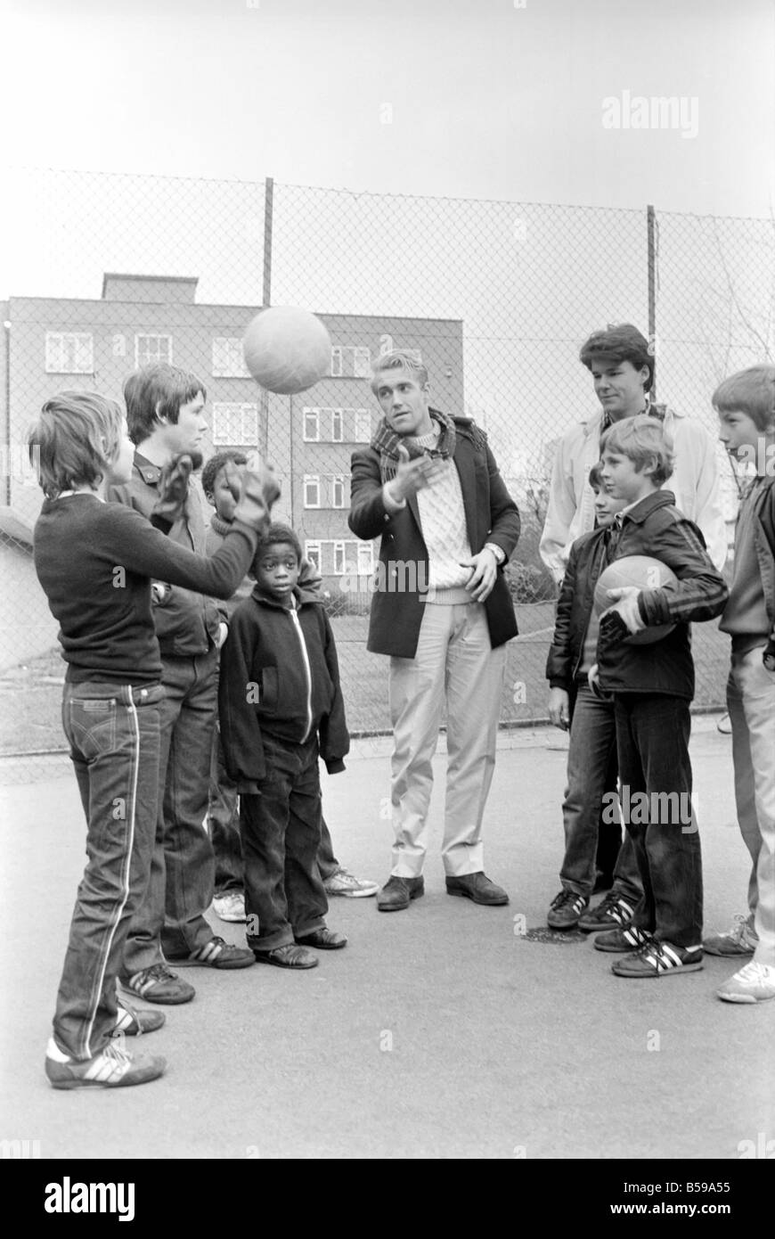 Entertainment: Music: Pop Group: The Skids: Richard Jobson, 20, Lead ...