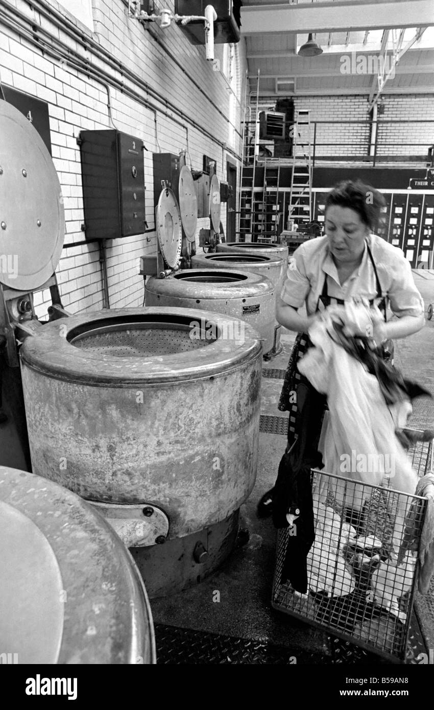 Glasgow Steamies. General scenes of women doing the laundry in a ...