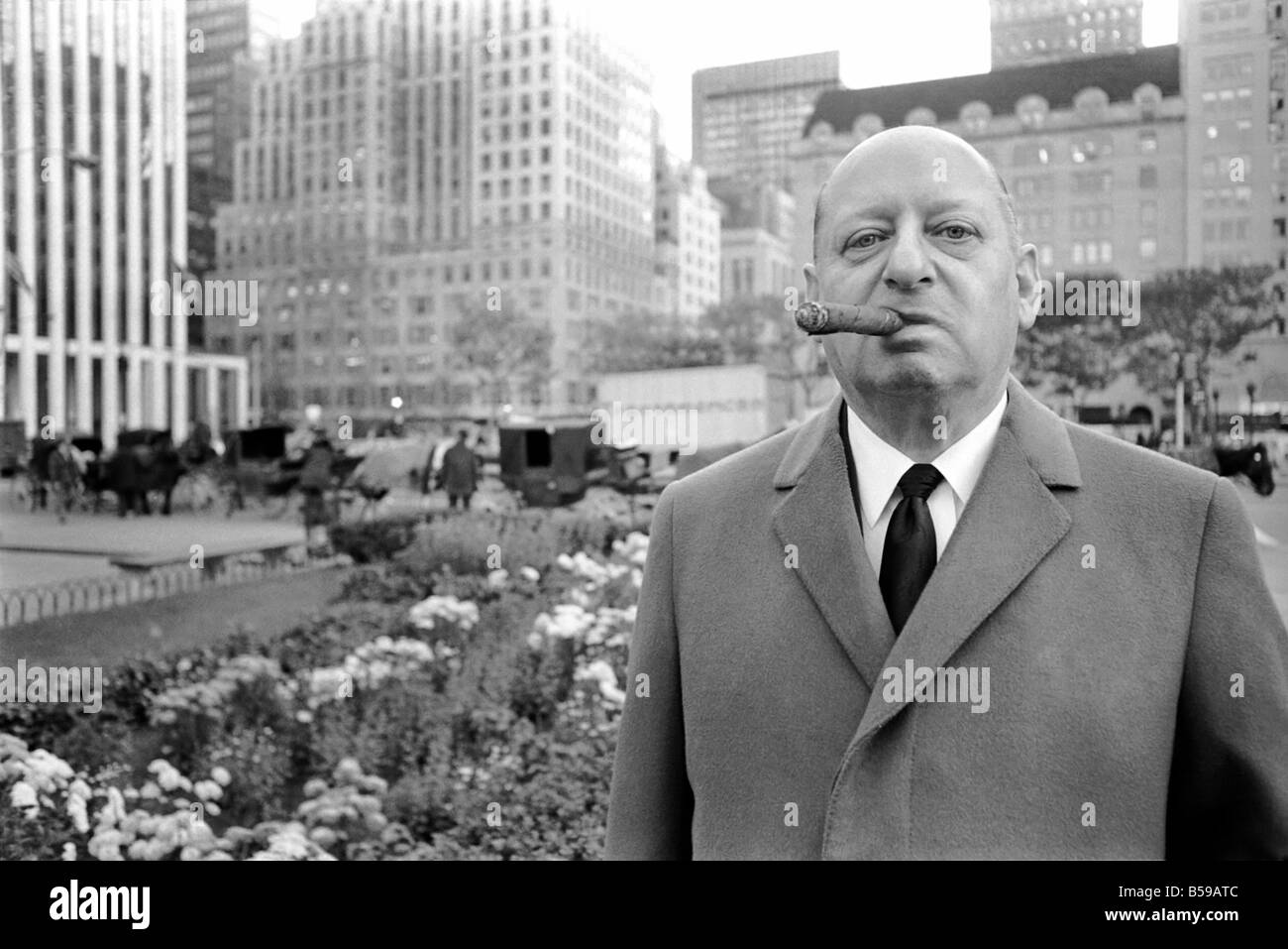 Lew grade hi-res stock photography and images - Alamy