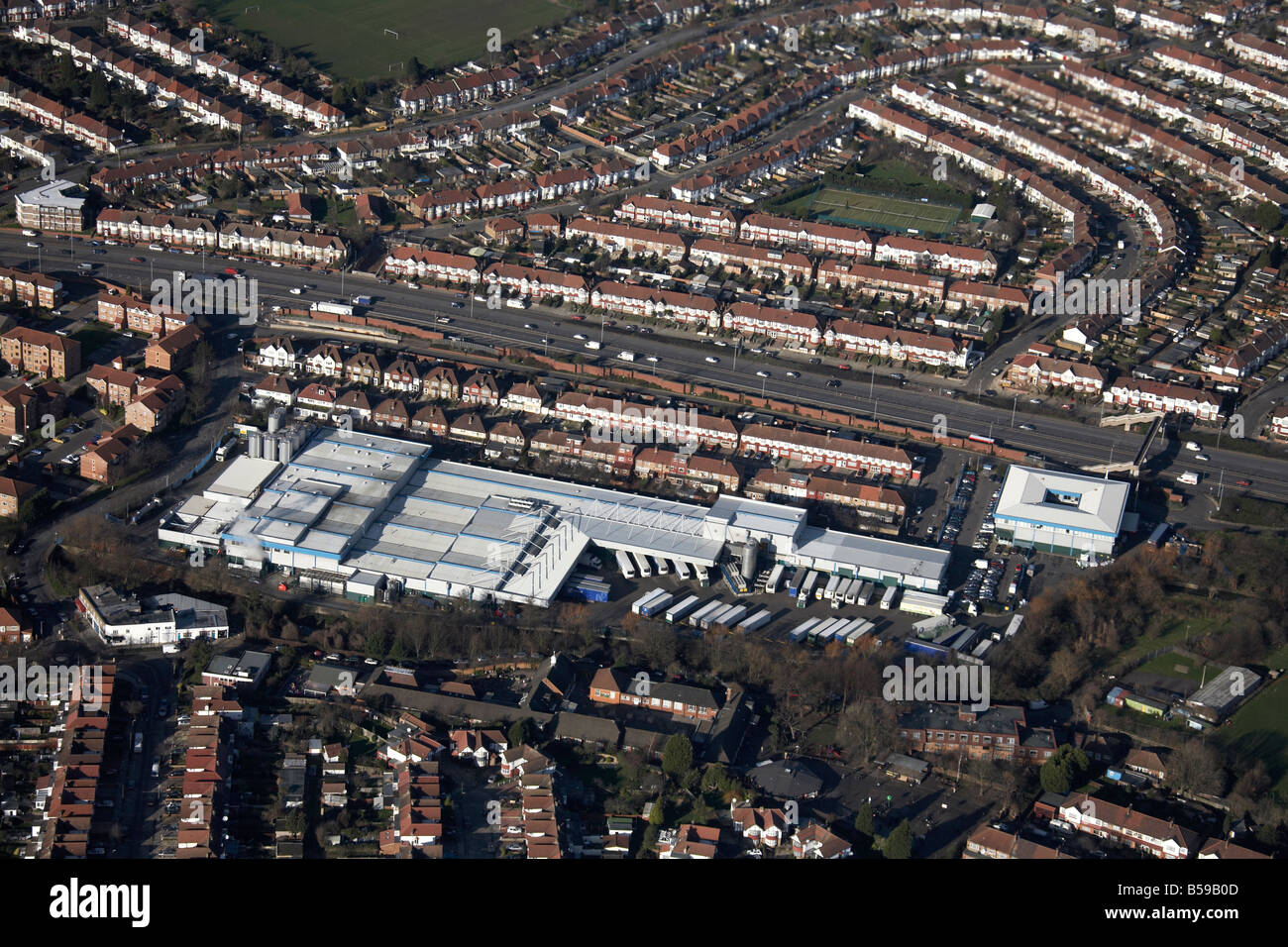 A406 road hi-res stock photography and images - Alamy