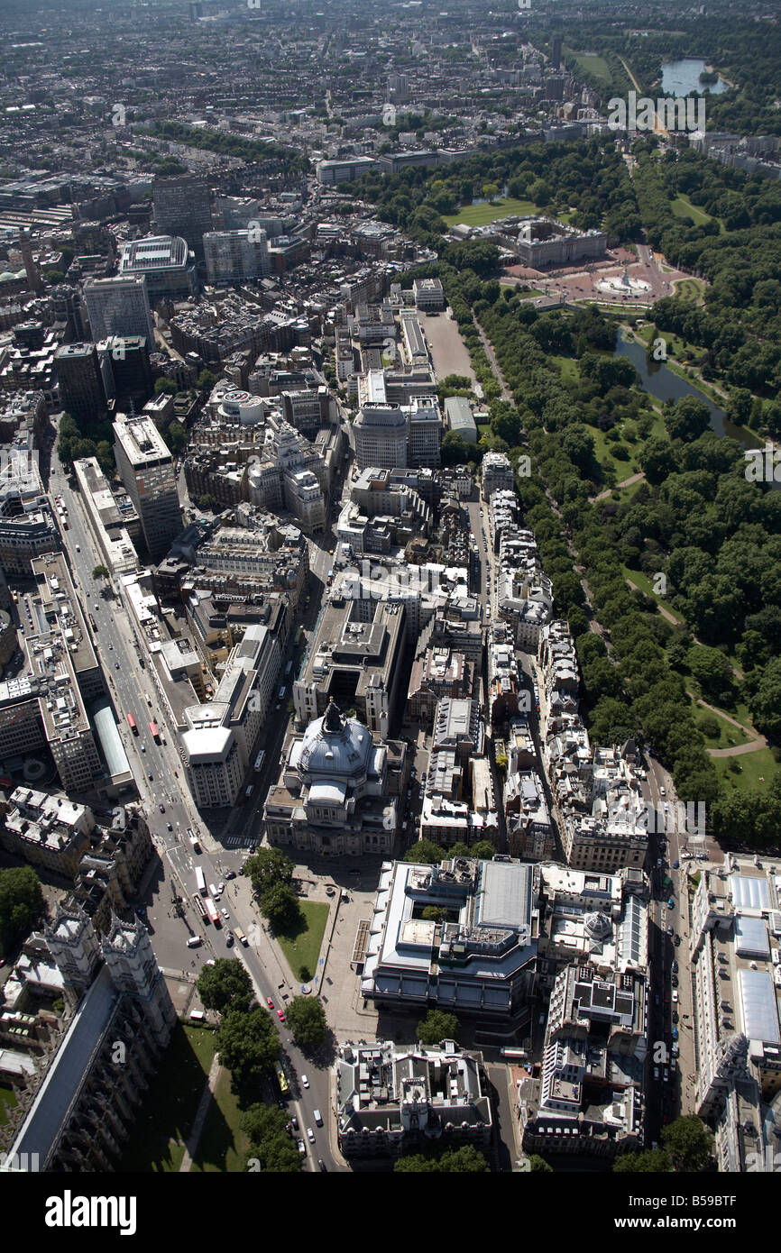Buckingham gate london aerial hi-res stock photography and images - Alamy