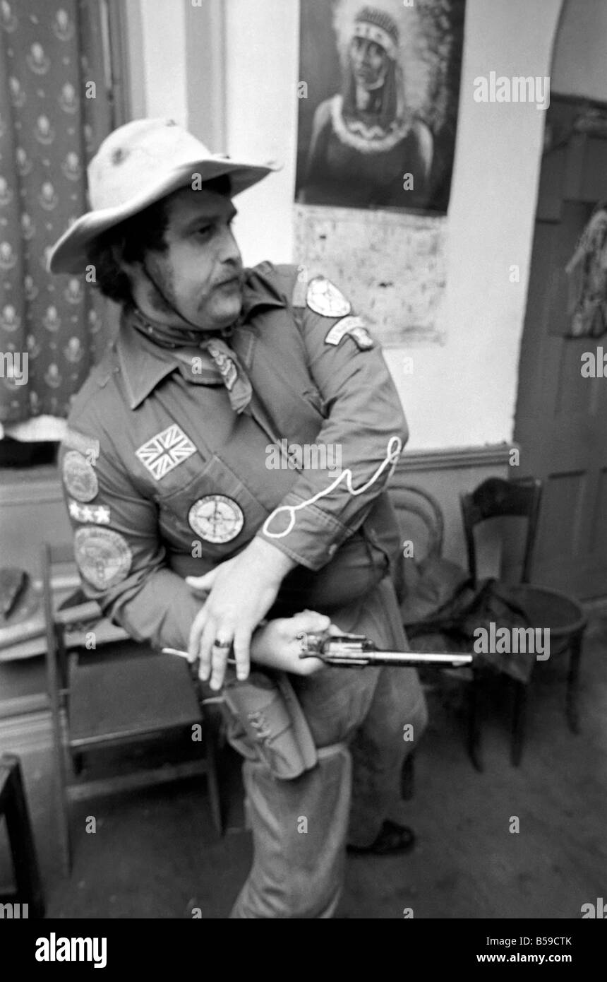 Gun walks Black and White Stock Photos & Images - Alamy