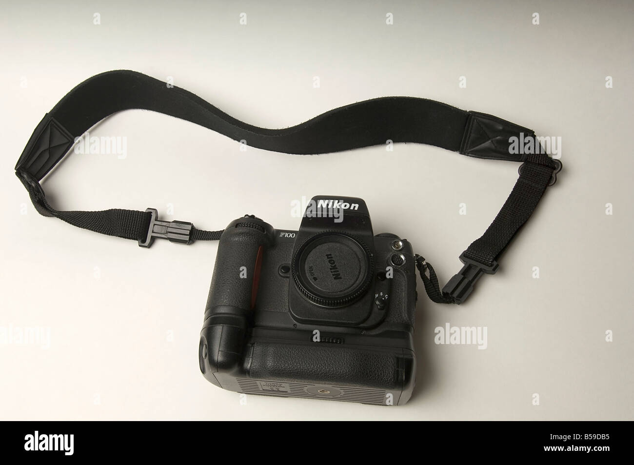 SLR film camera 35mm Stock Photo - Alamy