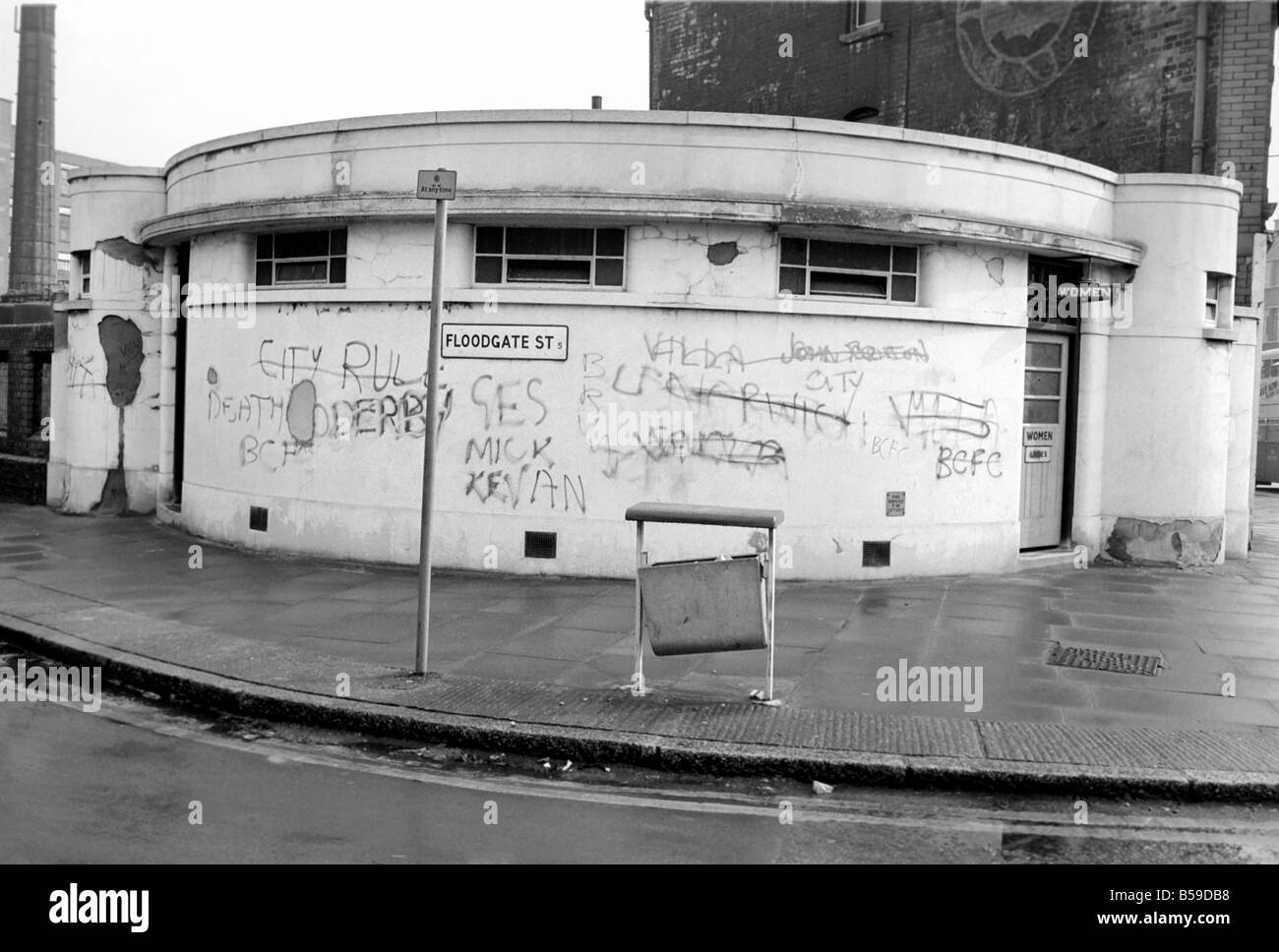 Football hooligans 1970s hi-res stock photography and images - Alamy