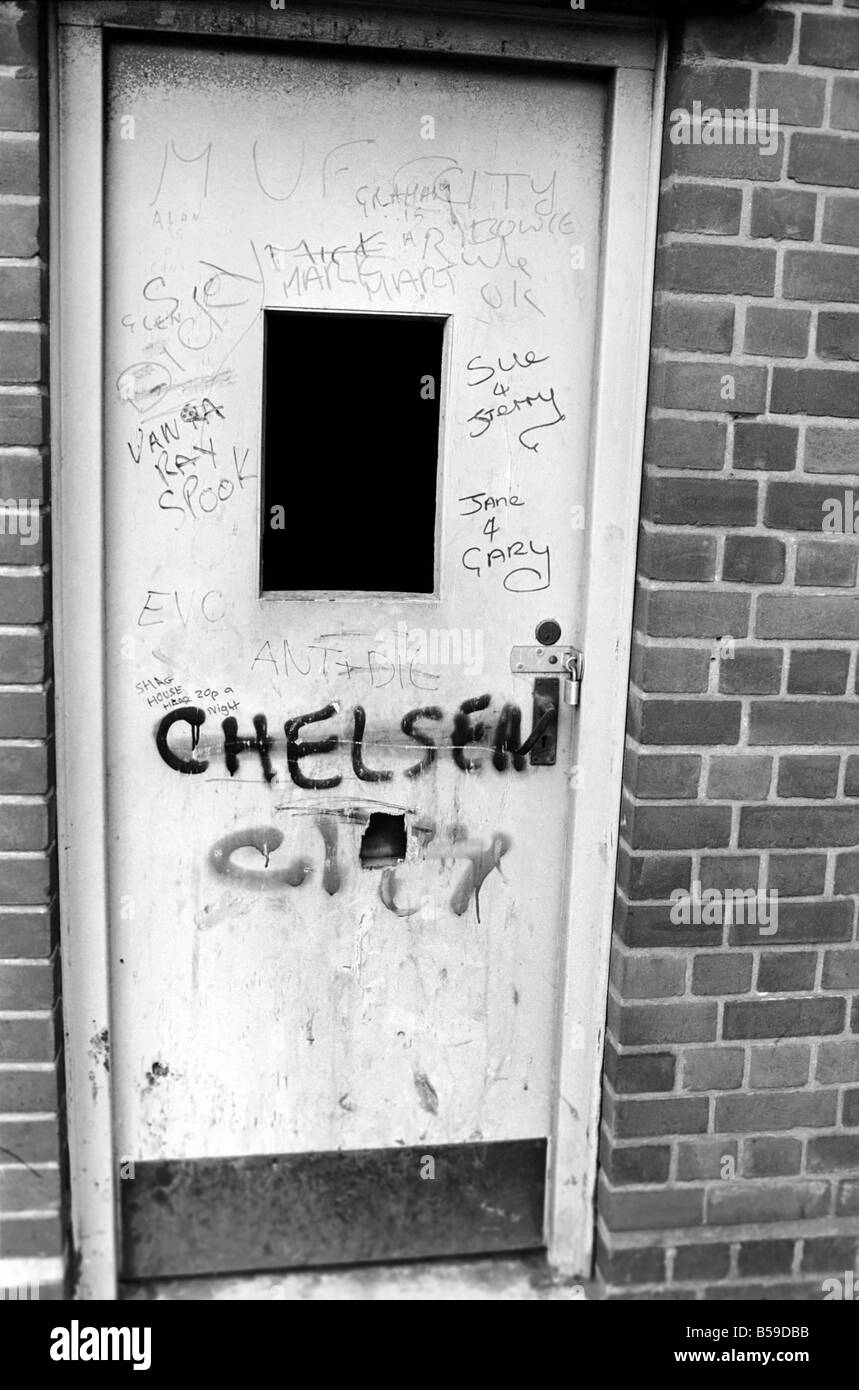 Football hooligans 1970s hi-res stock photography and images - Alamy