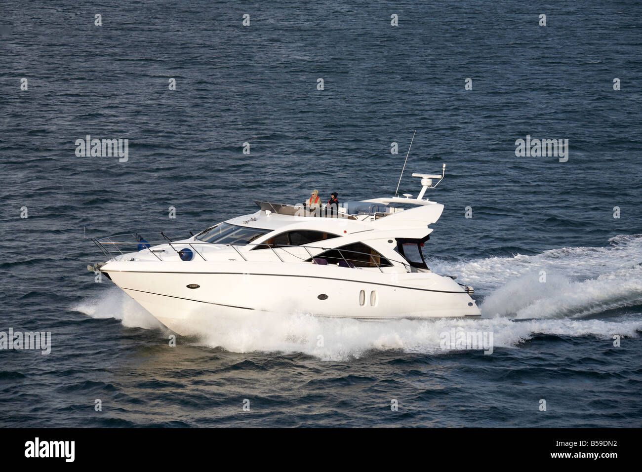 Speed launch hi-res stock photography and images - Alamy