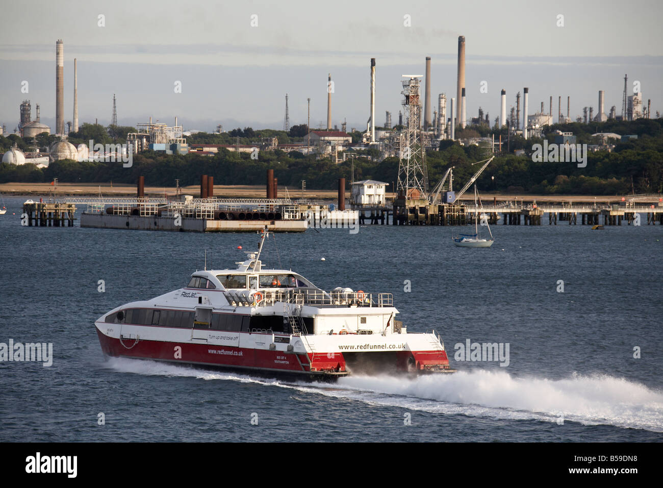Southampton Red Funnel Ferry Terminal at Richard Avitia blog