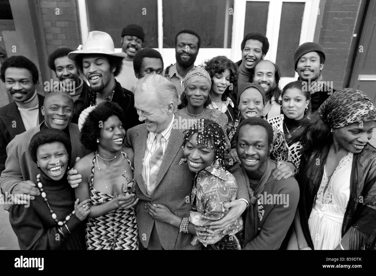 Actors and actresses from the West End production The Black Mikado ...