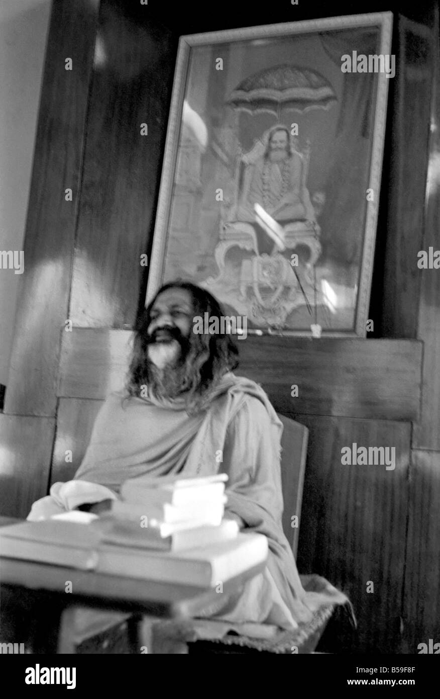 Indian religious leader Black and White Stock Photos & Images - Alamy