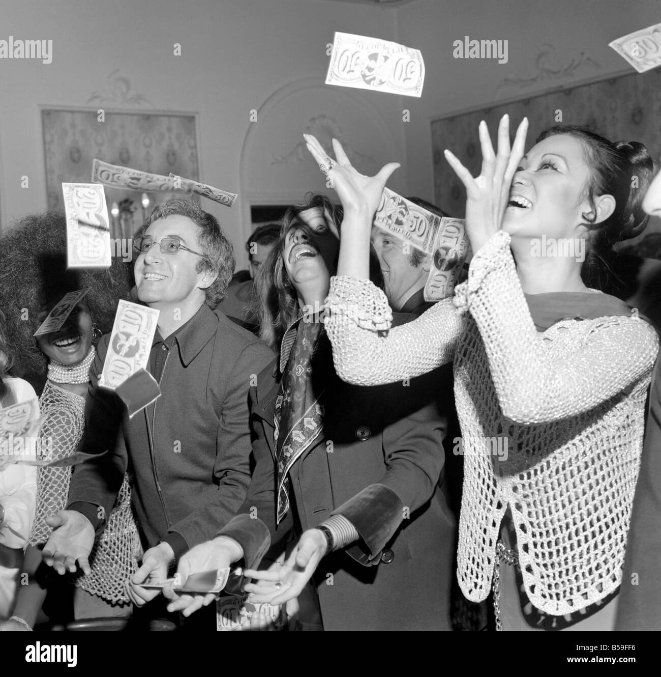Ringo starr 1969 Black and White Stock Photos & Images - Alamy