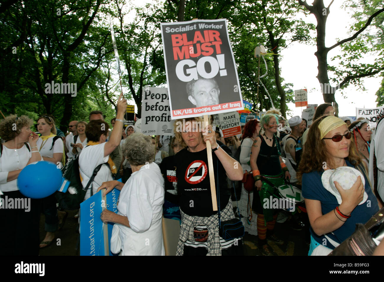 Make Poverty History, Edinburgh 2005 Stock Photo - Alamy