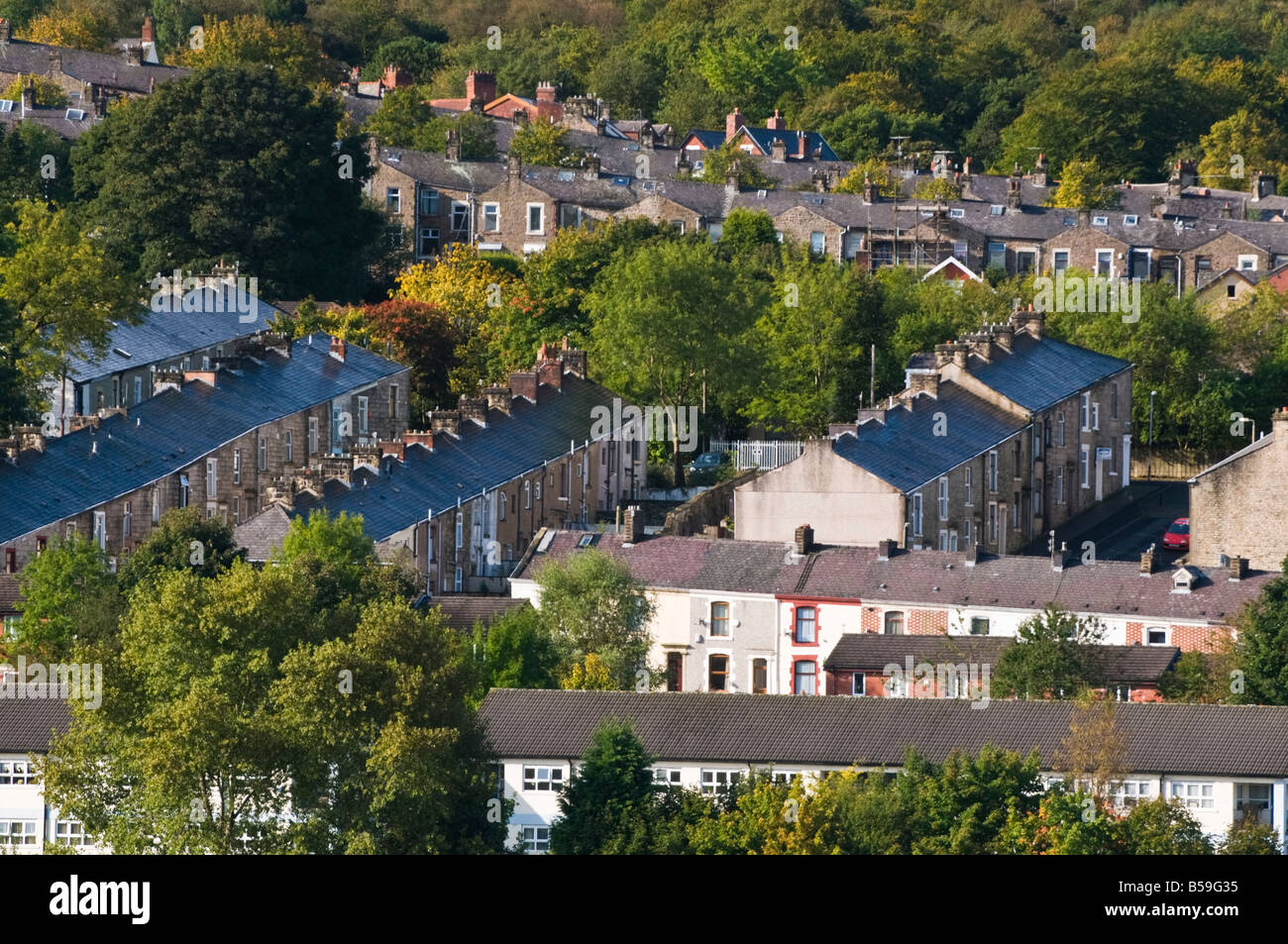 Northern terraced houses hi-res stock photography and images - Alamy