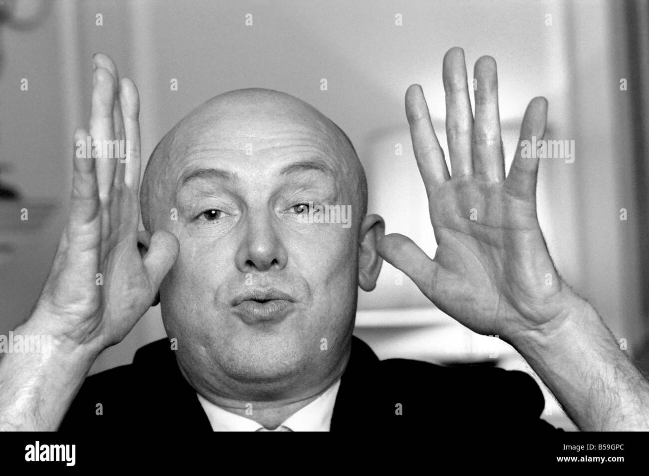 Entertainment: Soviet actor Innokenty Smoktunovsky at the Savoy Hotel ...