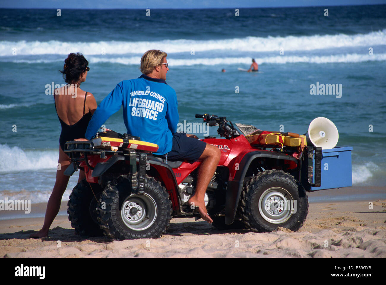 Lifeguards on bondi beach hi-res stock photography and images - Alamy