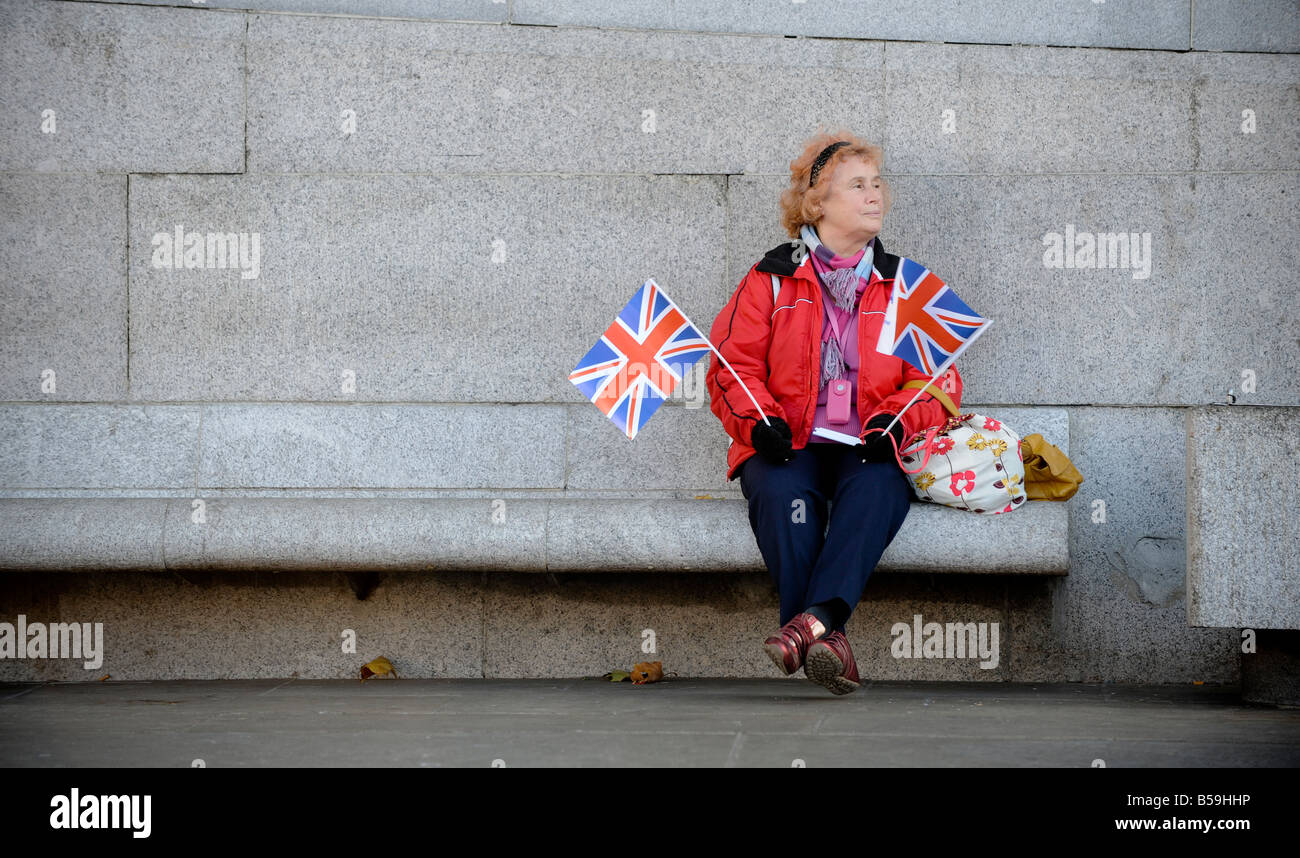 Waving union jack flags hi-res stock photography and images - Alamy