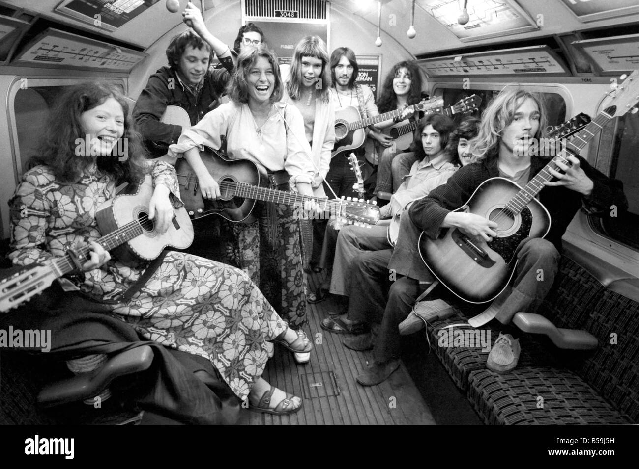 Music: Underground Pop Group: Underground singers on a Victoria line ...