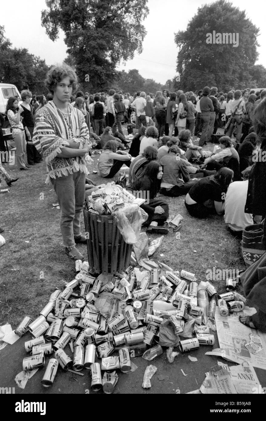1970 pop festival hi-res stock photography and images - Alamy